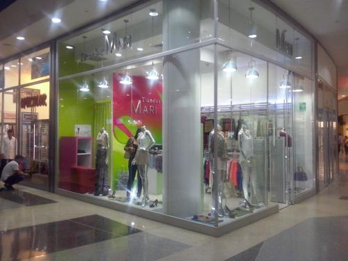 PUNTO FIJO - EN VENTA LOCAL COMERCIAL- C.C. SAMBIL PARAGUANA en Venezuela