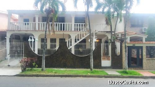 Casa-Quinta con ubicación estratégica en PREBO- Valencia en Venezuela