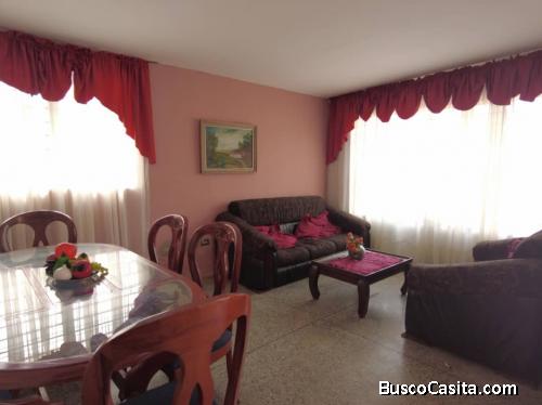 Casa Venta Maracaibo Urb. La Rotaria 860 en Venezuela