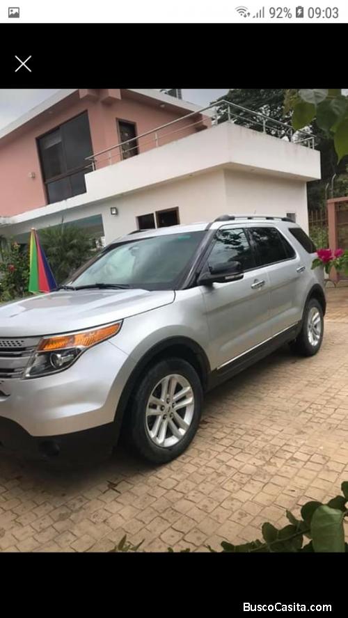 VENTA DE CARRO FORD en Ecuador