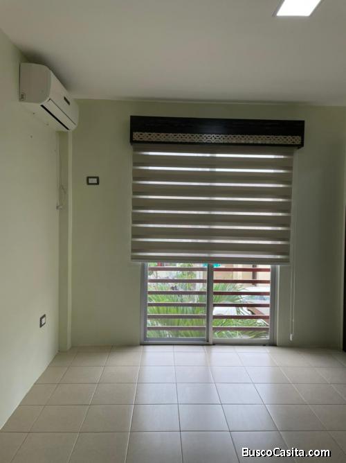 CASA EN VENTA 3 DORMITORIOS, URBANIZACIÓN SAMBOCITY en Ecuador