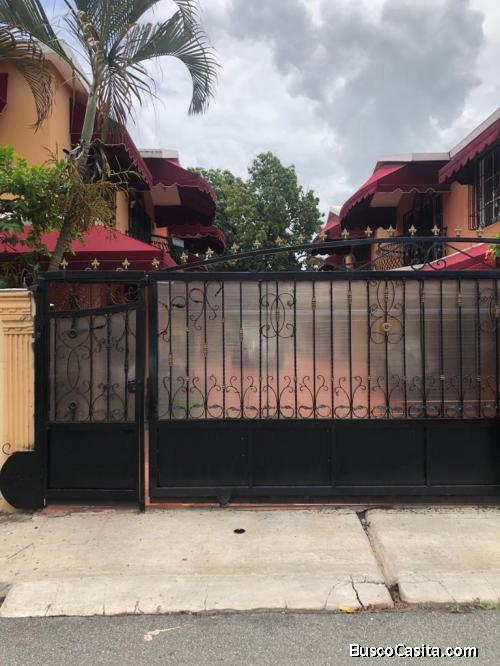 Vendo hermosa casa en residencial cerrado, sector Tropical del Este, en ...